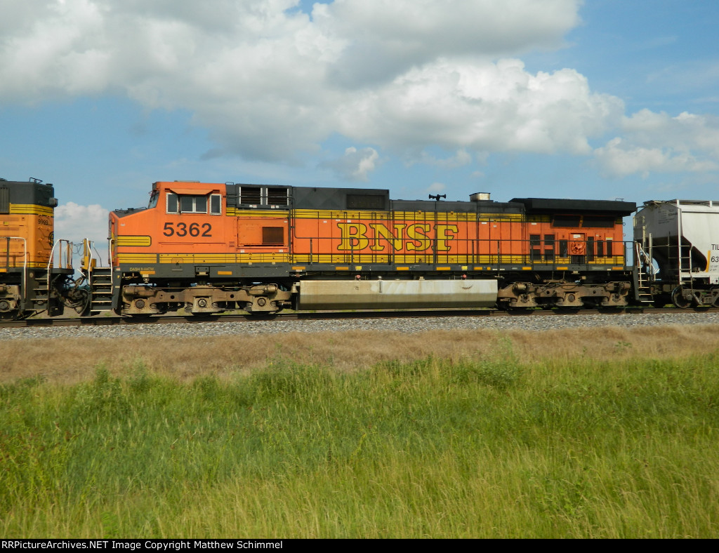 BNSF 5362